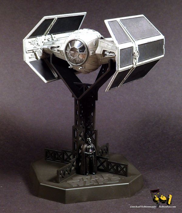 Completed Â» Darth Vader’s TIE Advanced X1 [Commissioned] – FichtenFoo