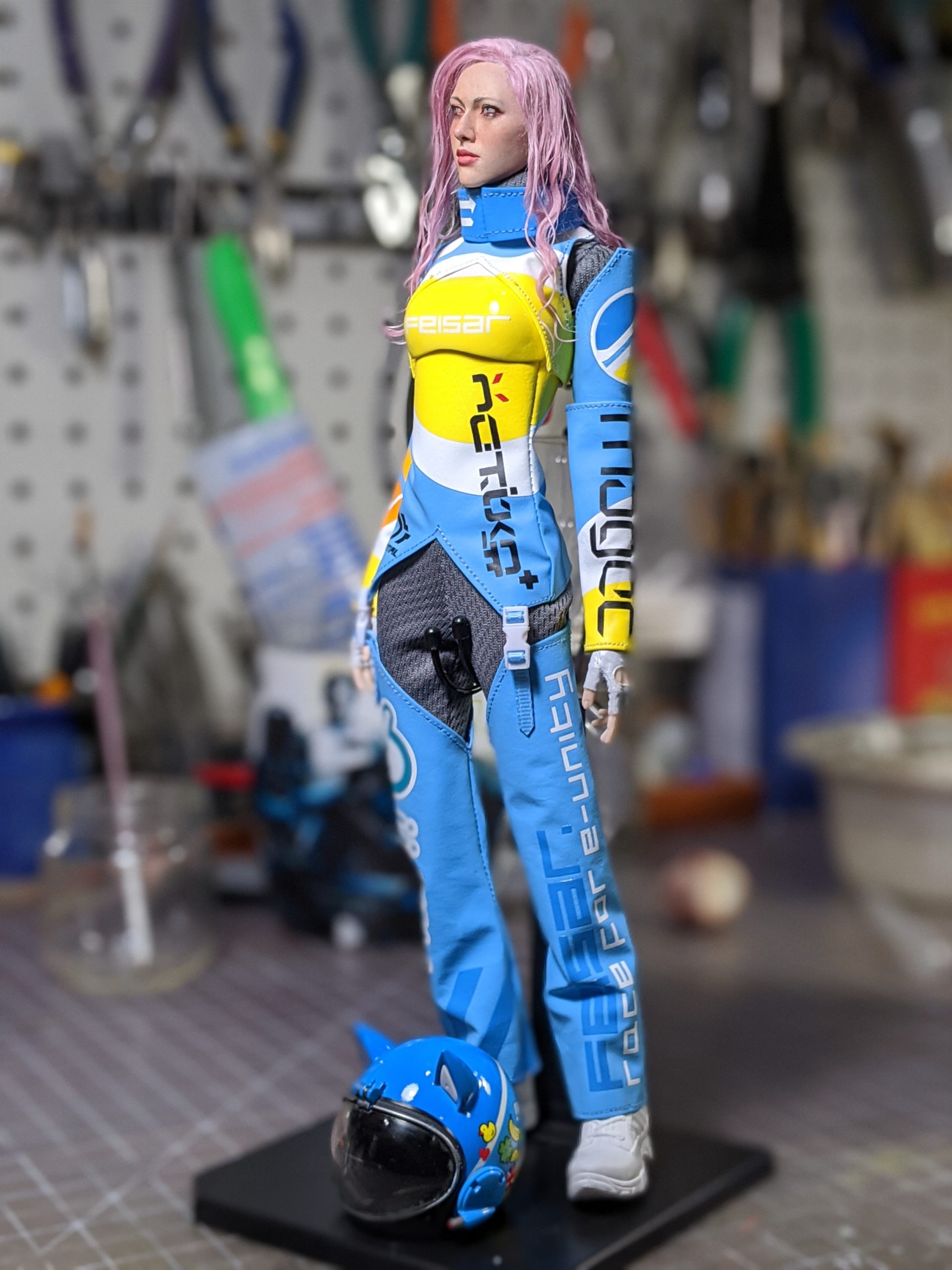 Completed* » Custom 1/6 WipEout Feisar Pilot – FichtenFoo