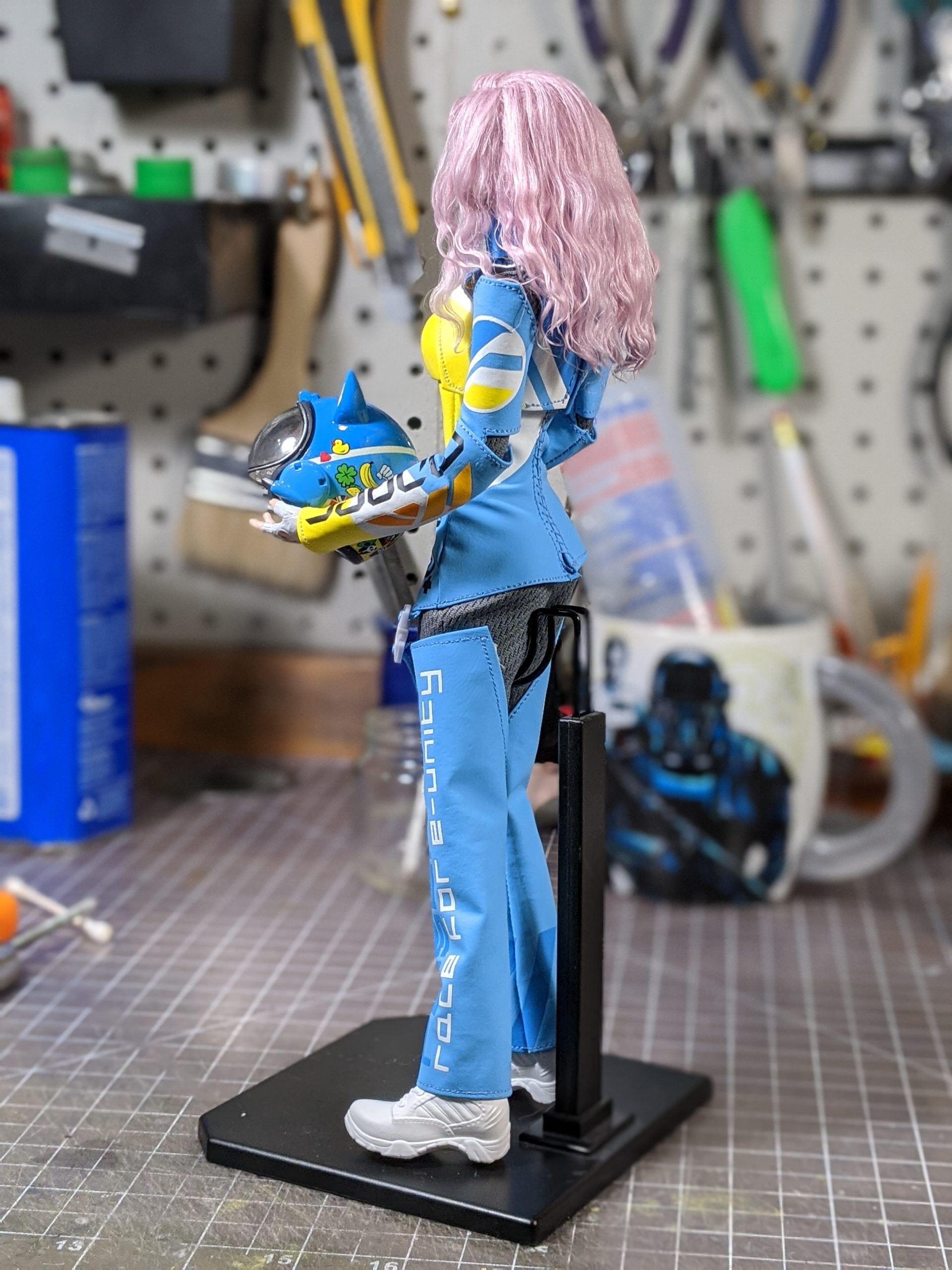 Completed* » Custom 1/6 WipEout Feisar Pilot – FichtenFoo