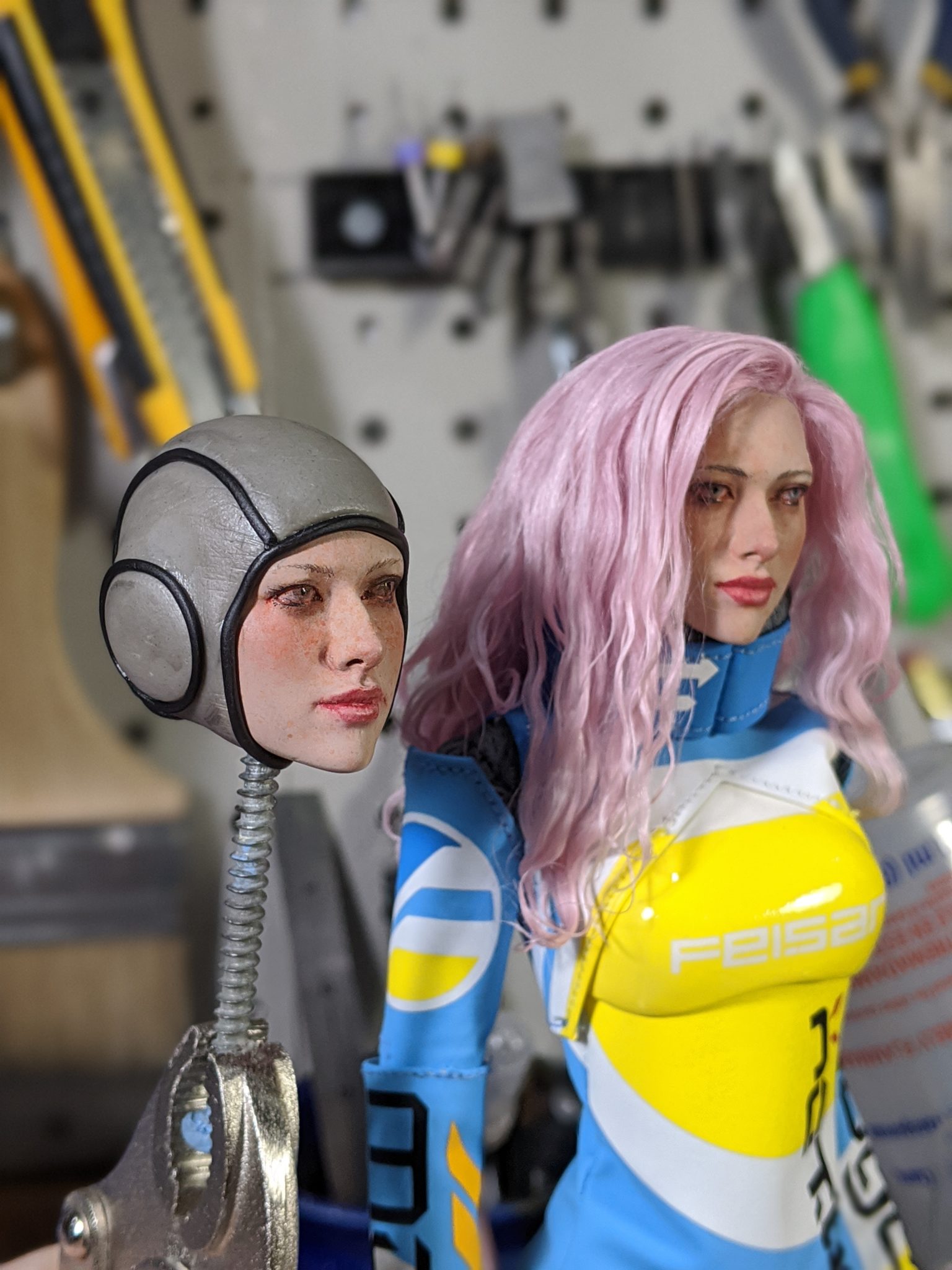 Completed* » Custom 1/6 WipEout Feisar Pilot – FichtenFoo